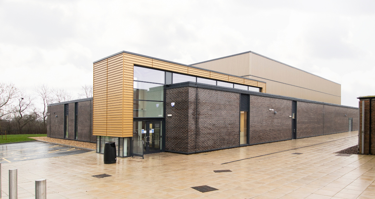 Lungfish | Bishop Ullathorne Sports Hall