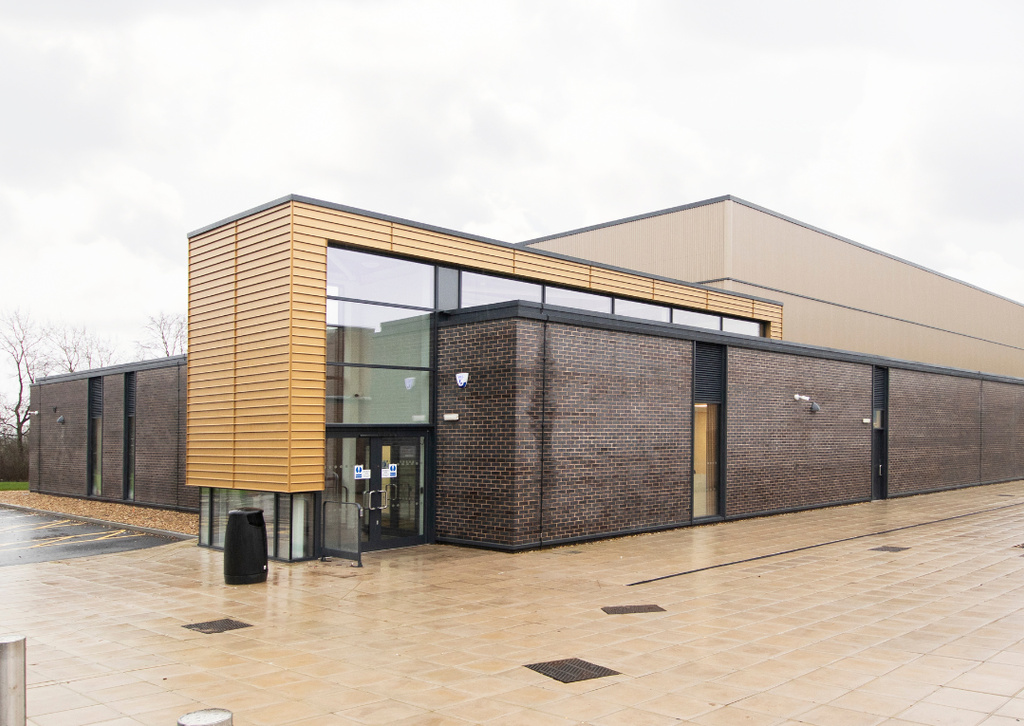 Lungfish | Bishop Ullathorne Sports Hall